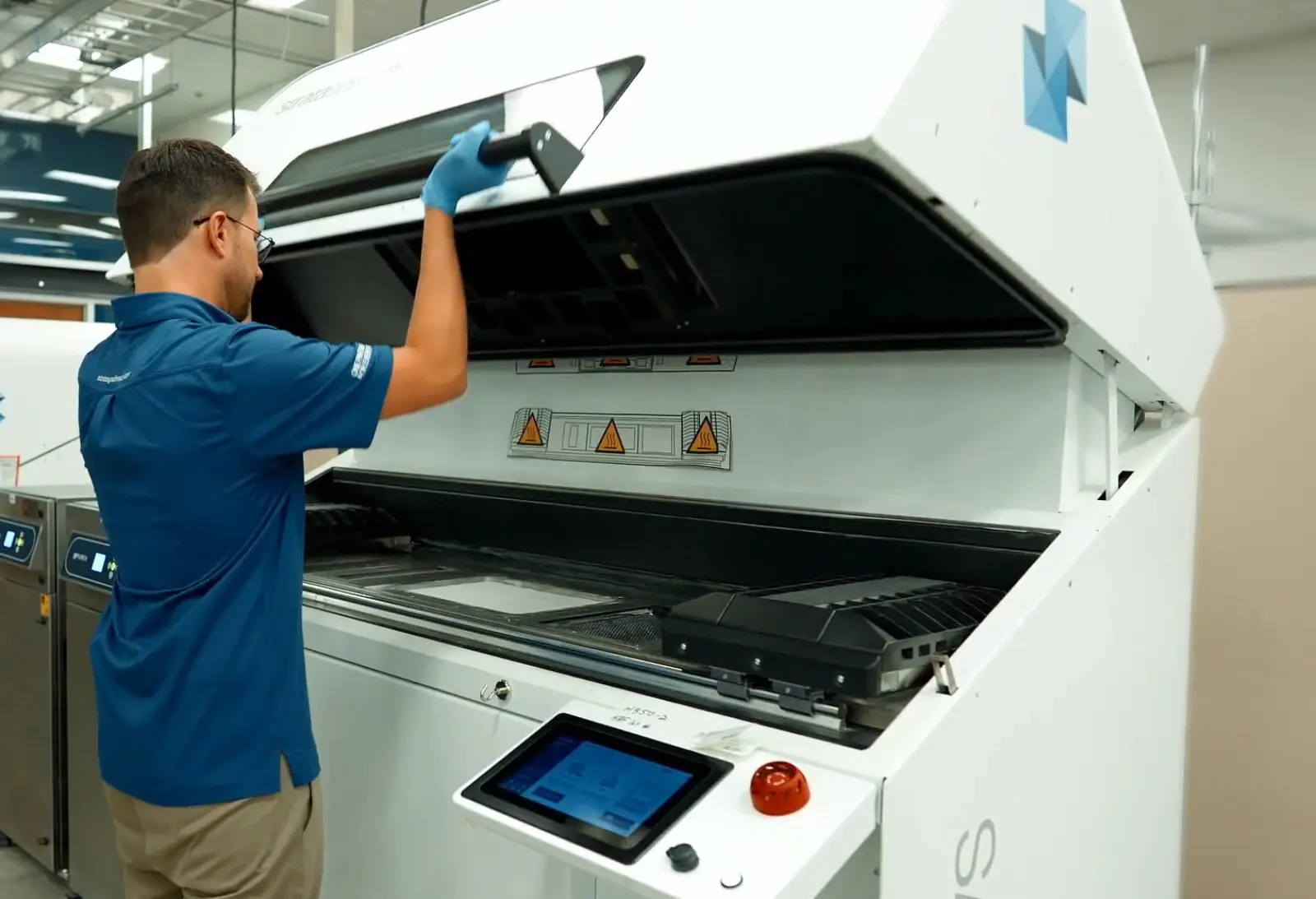 Selective Absorption Fusion (SAF) Stratasys H350 - 3DPRINTUK